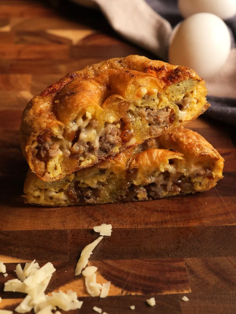Rice Paper Breakfast Sandwich - Hangry In Love
